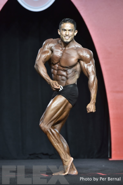 Stan McQuay - Classic Physique - 2016 Olympia | Muscle & Fitness