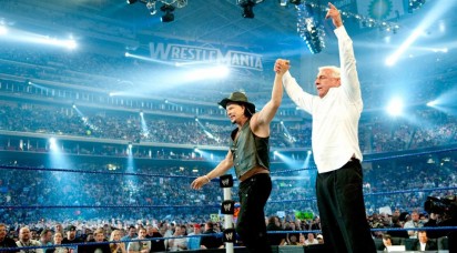 10 Most Jaw-Dropping Celebrity Appearances in WrestleMania History ...